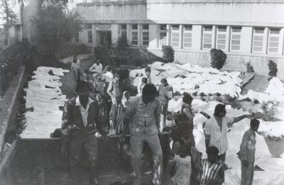 Video: No One Has Cleaned Up This 1980's Toxic Disaster in India - THE ...